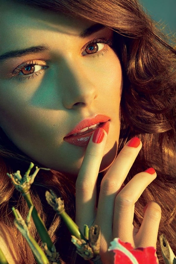 How To Look Good in Photos: Be Photogenic With These Amazing Tips