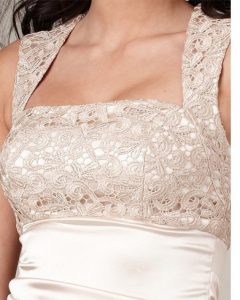 22 Fashion Tips for Broad Shoulder Women - How To Reduce Broad Shoulders