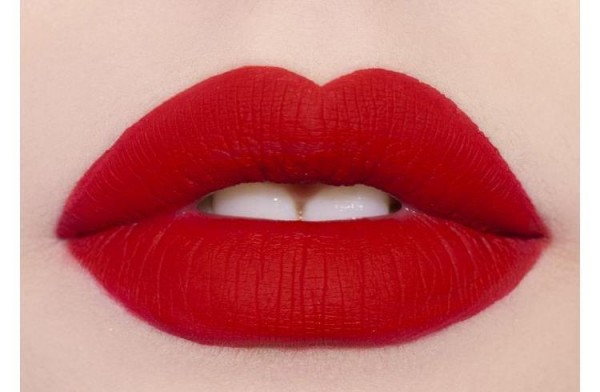 How to Wear the Matte Red Lipstick this Winter