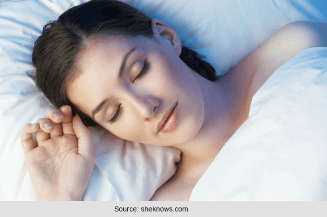 Sleep Comfortable: Health Benefits of Sleeping Without Clothes Sleep Comfortable: Health Benefits of Sleeping Without Clothes