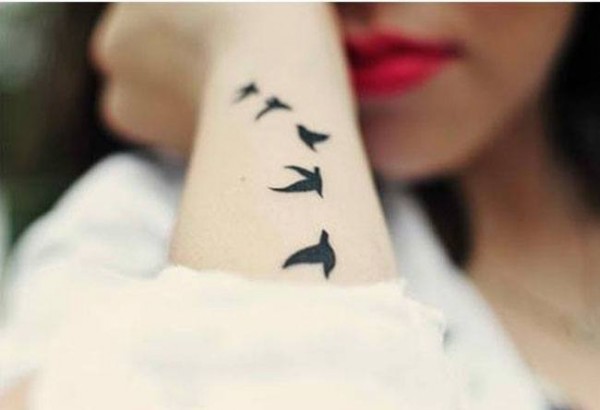 50 Cute Arm Tattoo Designs for Women