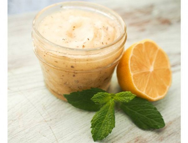10 DIY Foot Scrubs That do Wonders to the Feet