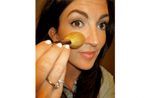 How to Cover Freckles Using Makeup