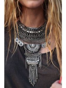 10 Trendy Gypsy Accessories To Make A Statement With