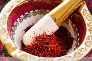 Homemade Saffron Face Mask For A Younger Looking Skin