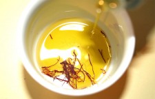 Homemade Saffron Face Mask For A Younger Looking Skin