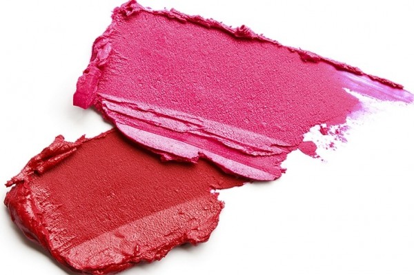 Here's A Look At The Various Lipstick Ingredients!