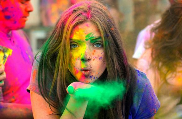 Top 5 Reasons Why We Love Celebrating Holi
