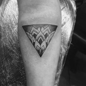 30 Geometric Tattoo Designs For The Creative You - Flower, Arrow & More