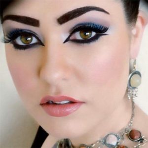 Creative Arabic Eye Makeup Tutorial To Stun Everyone