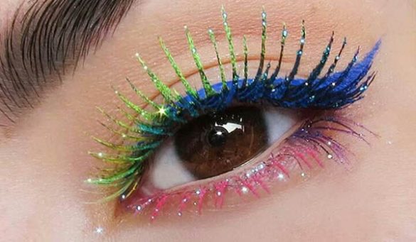 Colored Mascara: New Beauty Trend To Try