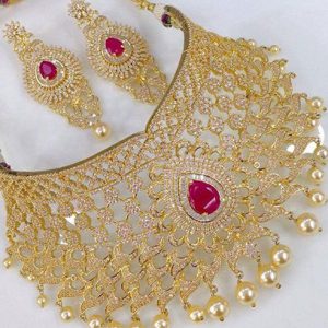 Always Wondered What Are Uncut Diamonds? Here Is Your Answer