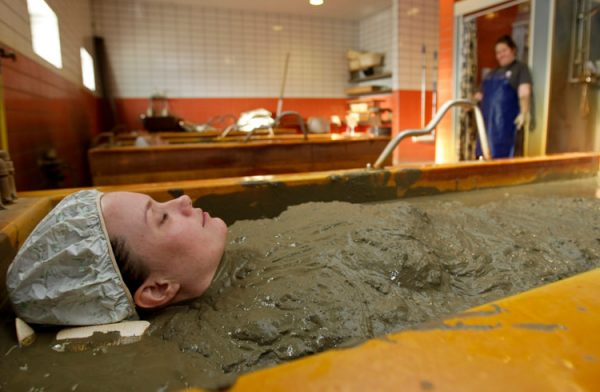 The Importance Of Mud Baths And Why You Should Try Them Out!