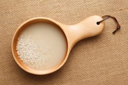 How to Stop Vomiting Naturally - 19 Easy and Effective Home Remedies