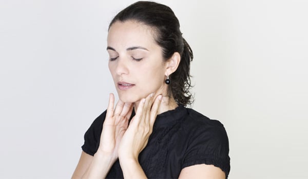 17 Natural Remedies For Strep Throat Treatment At Home