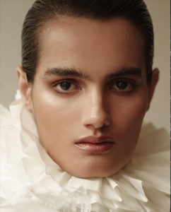 Dipti Sharma Creates History By Wearing A Sari At The D&G 2018 Show!